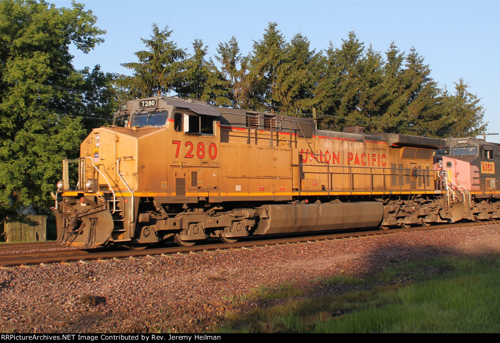 UP 7280 (1)